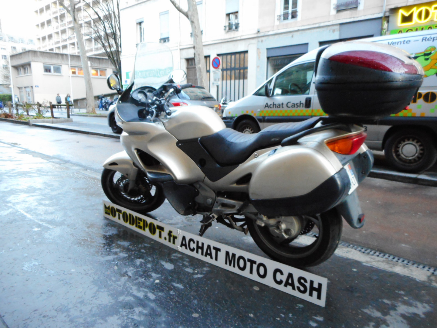 Moto depot : Motos d’occasion de 501 a 650 cc honda, DEAUVILLE 650 ...